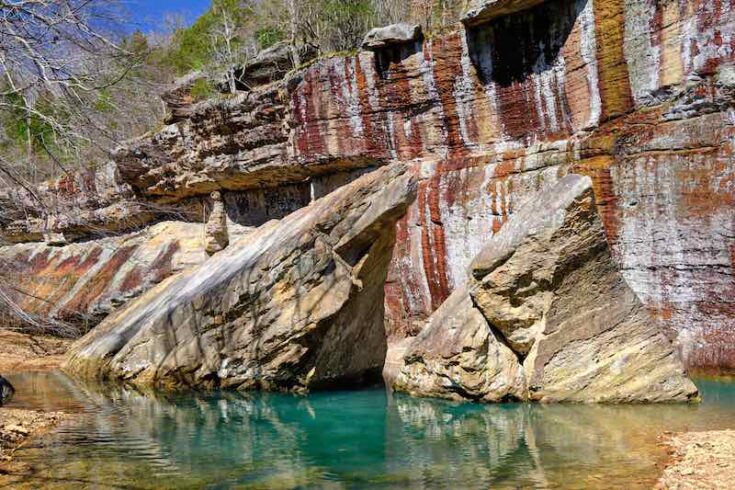 5 Stunning Swimming Holes and Natural Springs in Illinois - Beyond The Tent