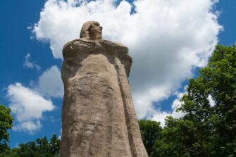 14 Beautiful Places for Winter Camping In Illinois - Beyond The Tent