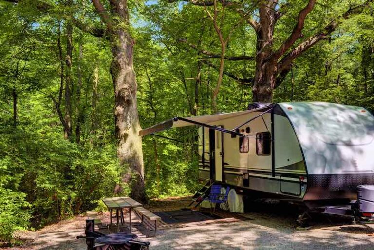 6 Beautiful Destinations for Boondocking in Michigan - Beyond The Tent