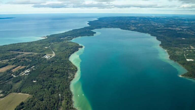 11 Most Beautiful Natural Springs in Michigan - Beyond The Tent