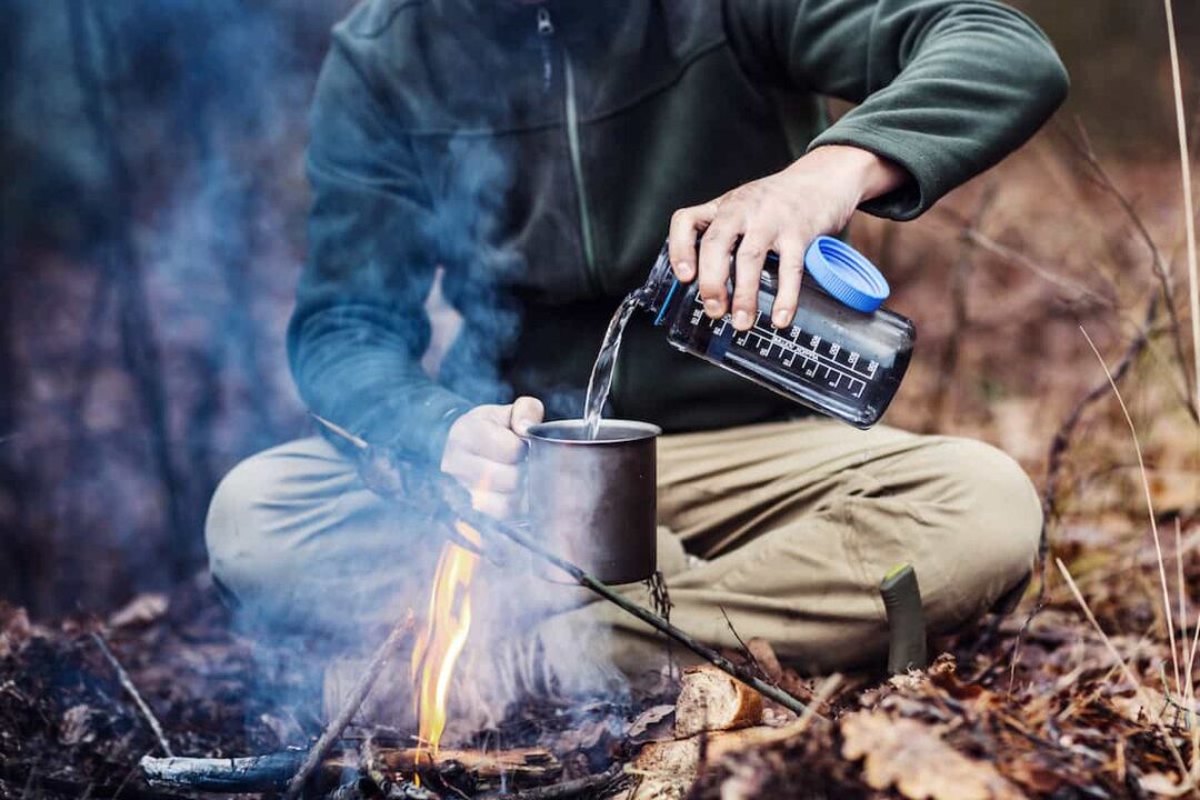 Boiling vs Filtering Water: Which is Better and Safer? - Beyond The Tent