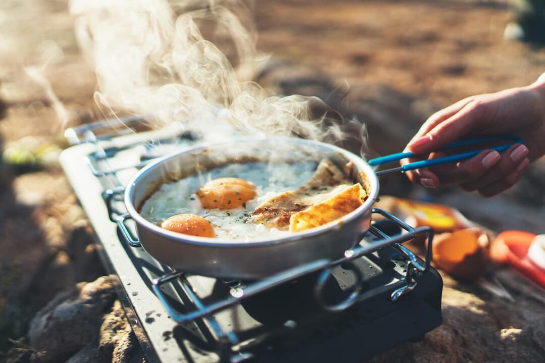 The Best Camping Oven: Our Top 5 Picks - Beyond The Tent