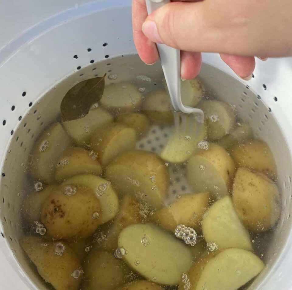 How to Make Campfire Potatoes - Beyond The Tent