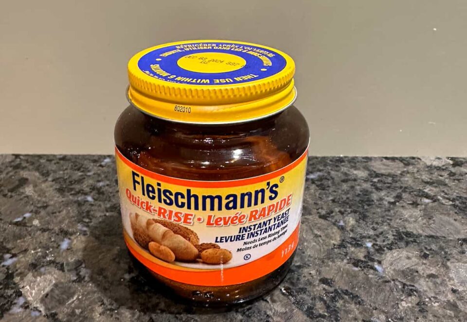 How to Make Campfire Pizza - Beyond The Tent